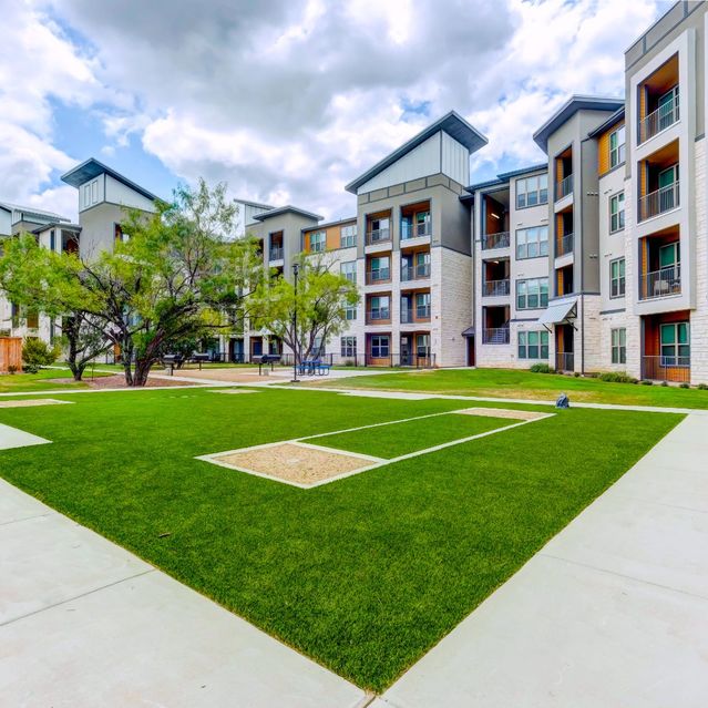 Apartments in San Antonio TX | Oxly Apartments